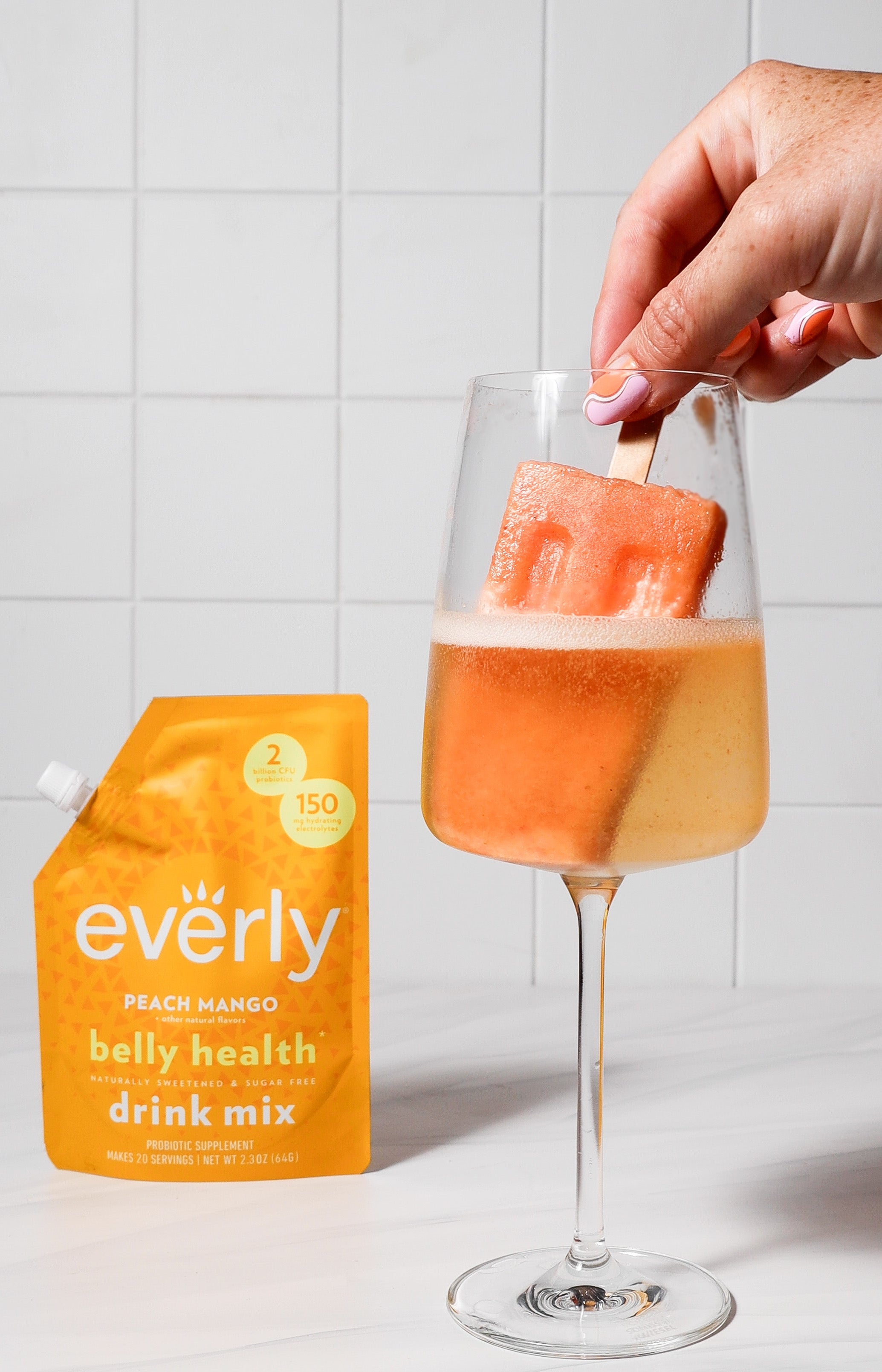 Tropical Fro-Mosa – Everly